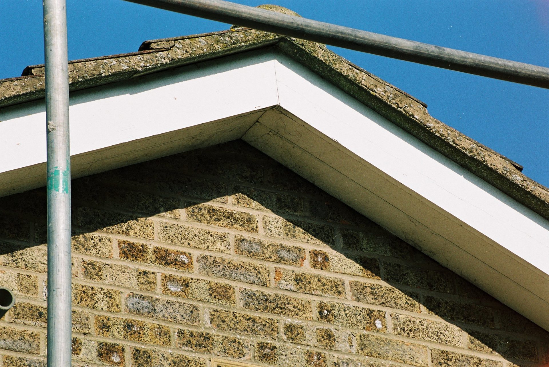 Roofline - Excellent Windows